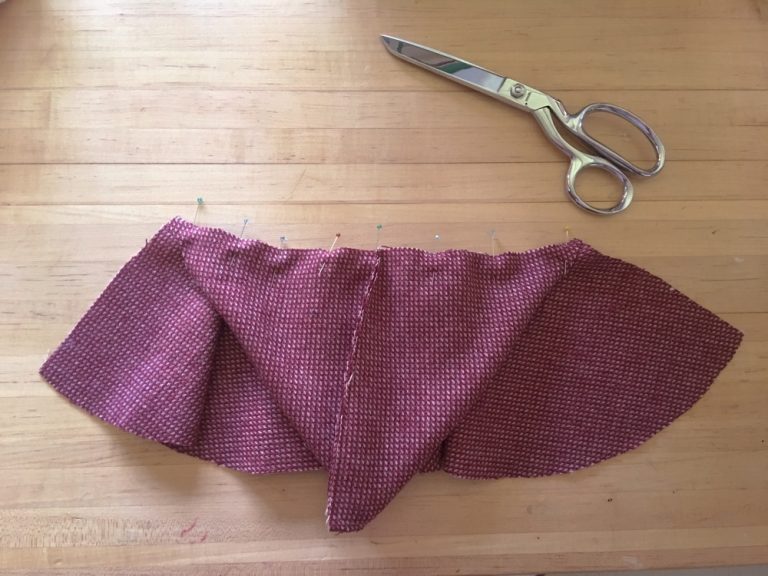 Free Pattern: Hooded Cape Pattern & Tutorial - Wee Wonderfuls