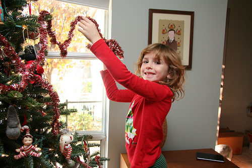 Dec 1, trimming the tree - Wee Wonderfuls